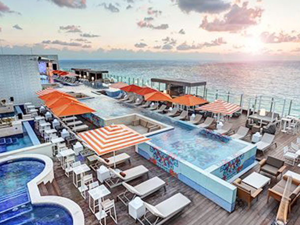 Level 18 - Royalton CHIC | All-Inclusive by Marriott